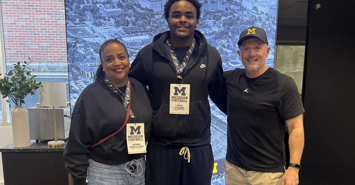 Michigan Football Recruits for 2027
